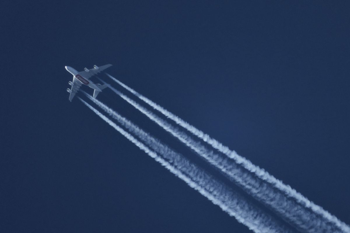 Airbus Uses Hydrogen Plane For Its Blue Condor Contrail Study - H2 News