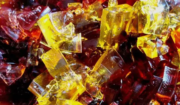 New hydrogen fuel catalyst is just as efficient at splitting water as ...