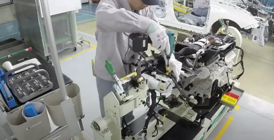 H2 fuel cell vehicle parts manufacturing heats up at Toyota