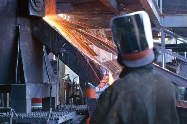 Bp And Thyssenkrupp Sign Green Hydrogen Powered Steel Production ...