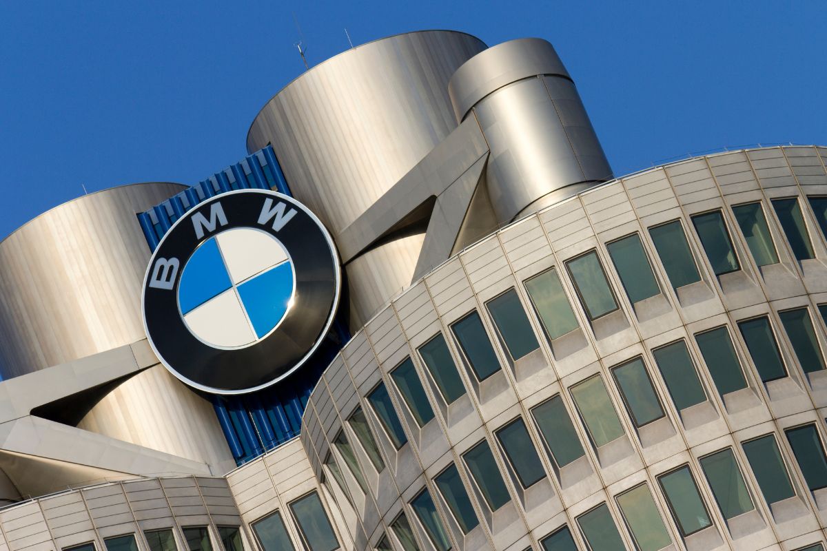 BMW IX5 Hydrogen Crossover Enters Low Volume Production In Germany - H2 ...