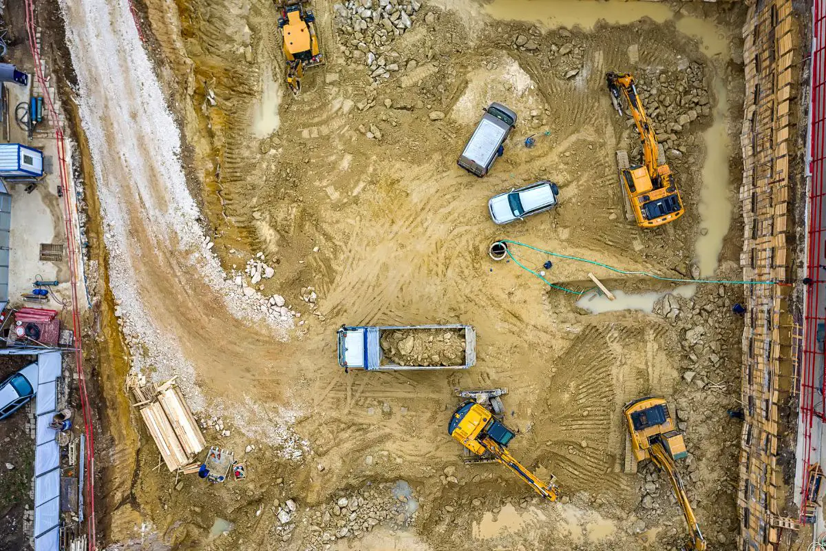 World’s First Hydrogen Digger Soon To Be On UK Roads - H2 News