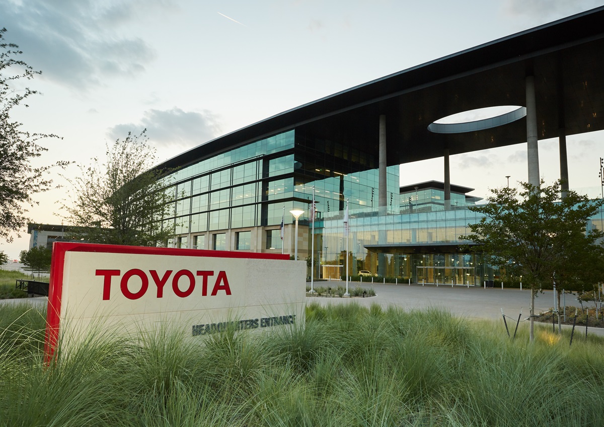 Toyota Is Cranking Up Its Focus On Commercial Fuel Cell Vehicles Of All ...