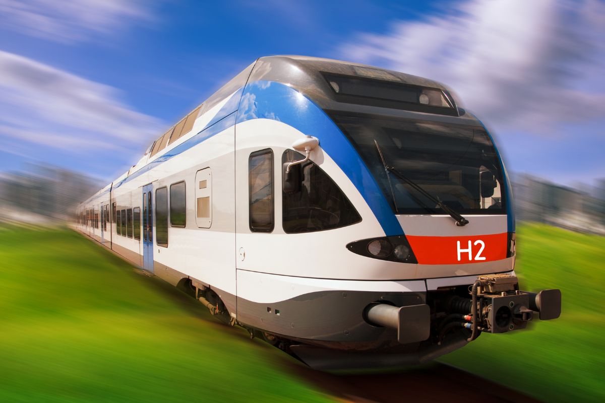 World's First Hydrogen High Speed Train To Be Developed By A Group Of ...
