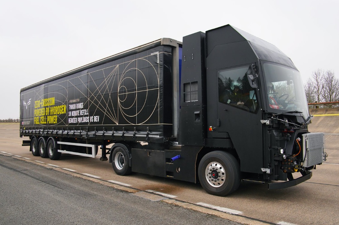 Hydrogen Truck First Tailer Pull Gives HVS Something To Celebrate - H2 News