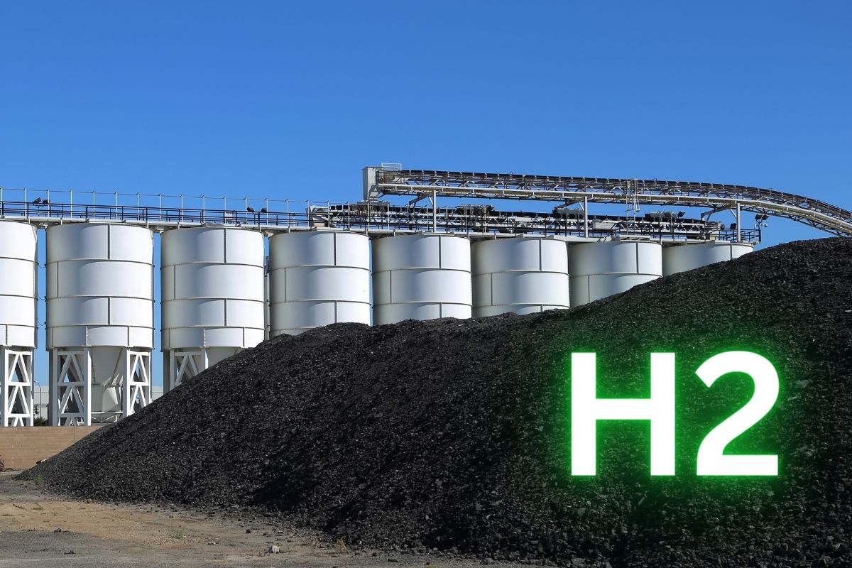Revolutionary Green Hydrogen System Helps Clean Up Asphalt Production ...